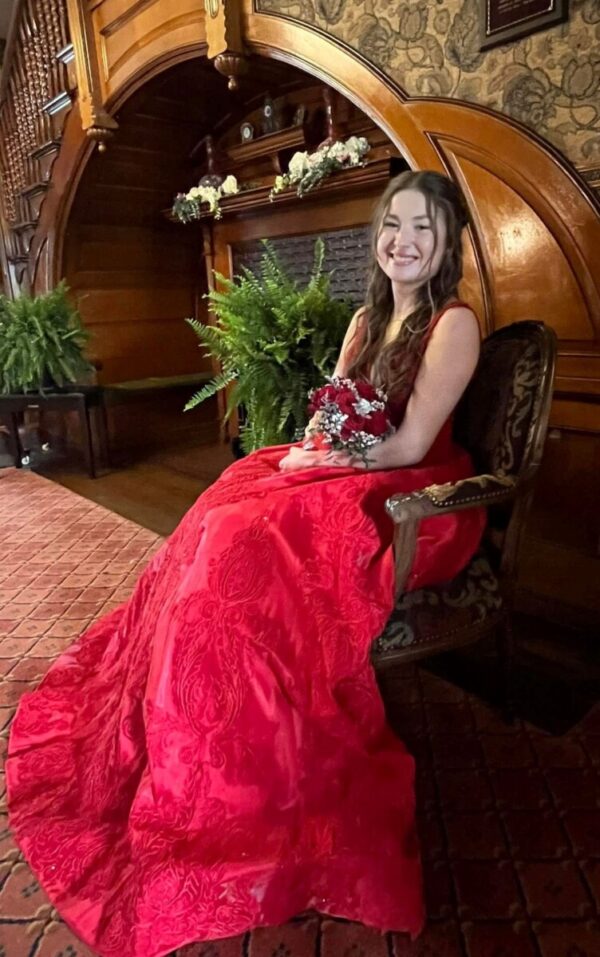 Prom Pictures at the Victorian Mansion | Belmont County Victorian ...